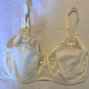 Chantelle | Intimates & Sleepwear | Nwot Chantelle Pont Neuf Underwire ...